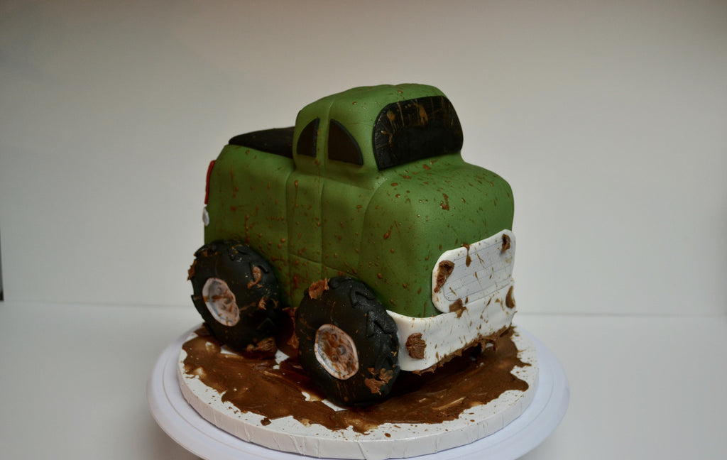 Muddy Pickup Truck Cake – Sugar Street Boutique
